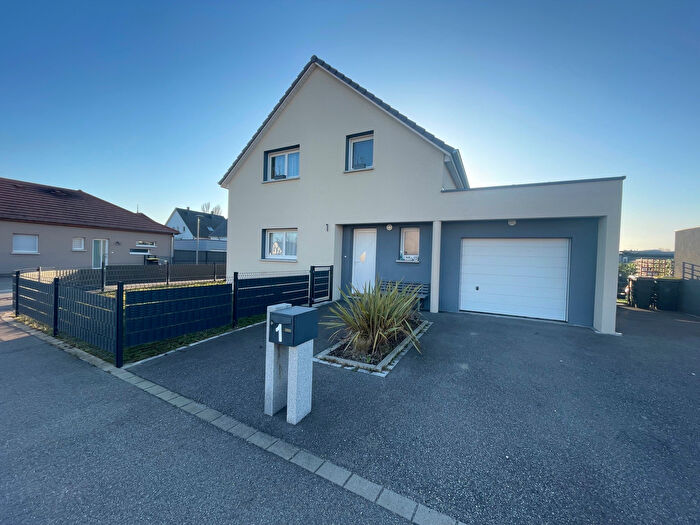 Maison à vendre - Bantzenheim - 4 pièces - 3 chambres