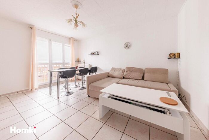 Appartement à vendre - Clermont-Ferrand - 3 pièces - 2 chambres