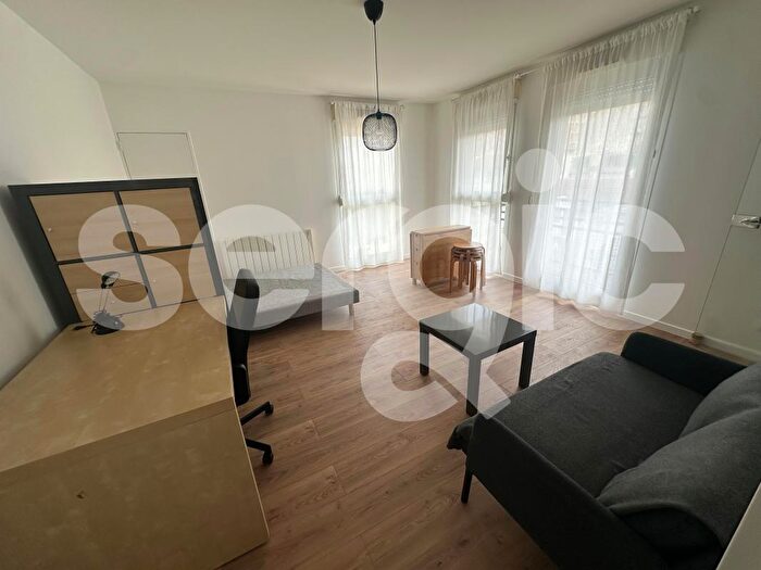 Reims, Courlancy, Porte de Paris, Bois d'Amour - Appartement 1 pièce à louer
