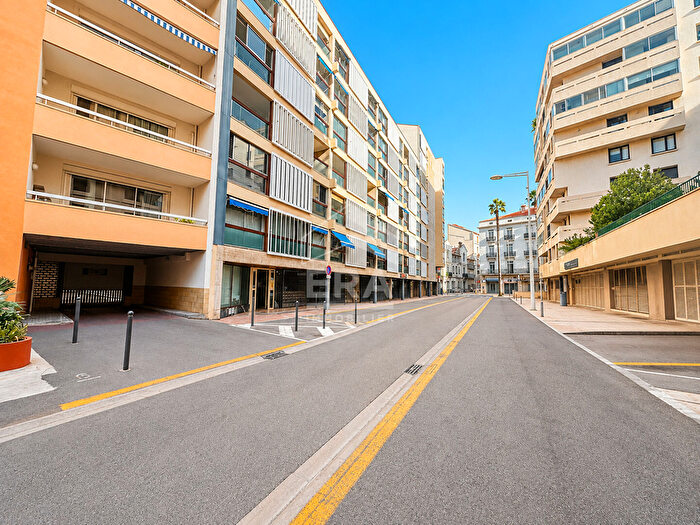 Appartement 5 pièces à Perpignan, La Gare, à vendre