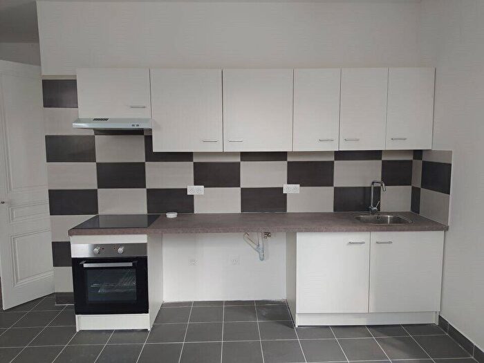 Centre Est, Unieux - Appartement 3 pièces à louer