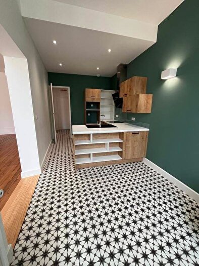 Appartement à louer - Centre Ville, Niort - 3 pièces - 2 chambres