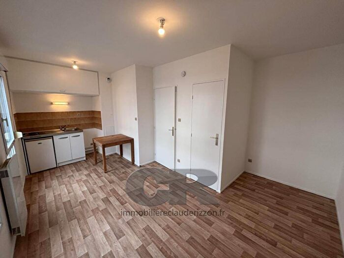 Appartement à louer - Plantières-Queuleu, Metz - 1 pièce