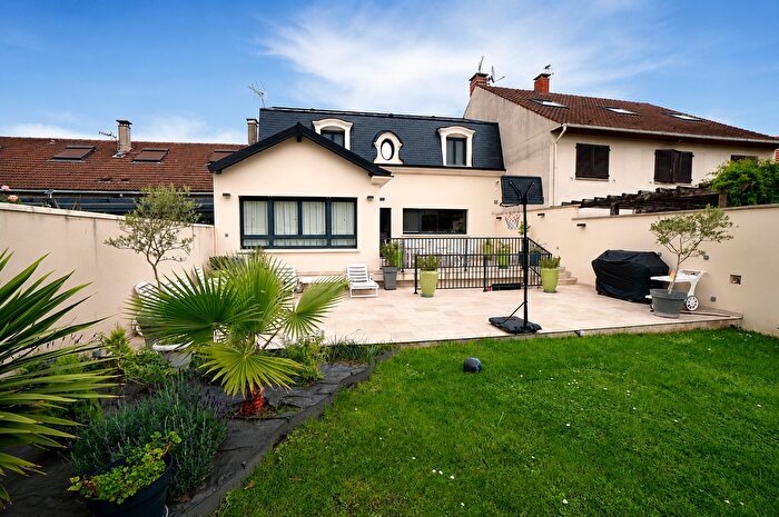 Maison 7 pièces à Drancy, LEconomie, à vendre
