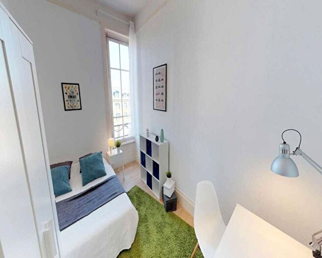 Saint Louis, Lyon 7ème arrondissement : Appartement 3 pièces à louer