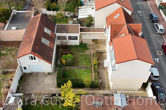 Maison à vendre - Antony, Croix de Berny - 8 pièces - 5 chambres