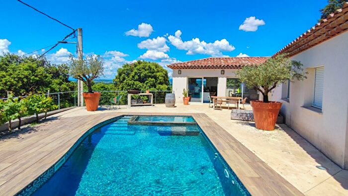 Maison à vendre - Uzès - 5 pièces - 4 chambres