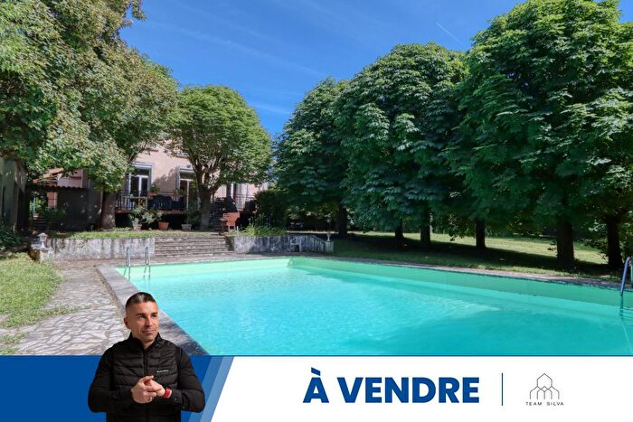 Maison à vendre - Feyzin - 6 pièces - 5 chambres