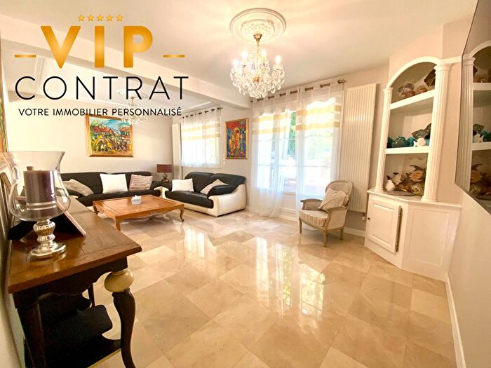 Maison à vendre - Montmorency, Centre Montmorency - 9 pièces - 6 chambres