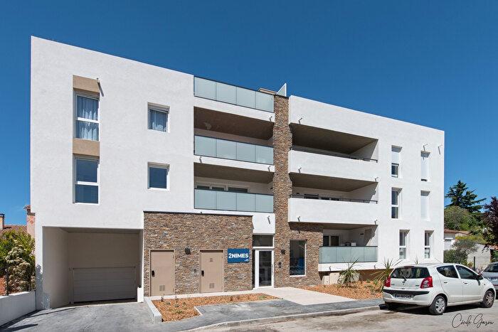 Appartement à vendre - Nîmes, Ville Active - 3 pièces - 2 chambres