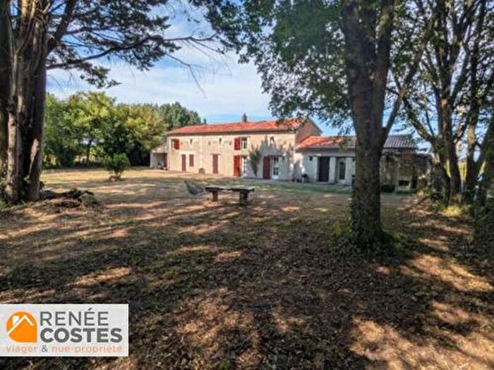 Vendeuvre-du-Poitou - Maison 5 pièces à vendre