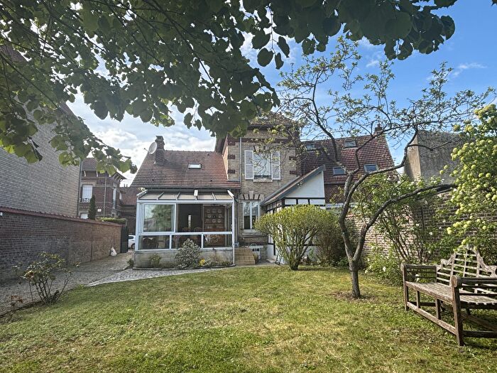 Maison à vendre - Compiègne - 5 pièces - 3 chambres