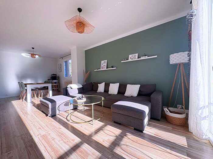 Maison à vendre - Rilhac-Rancon - 7 pièces - 5 chambres