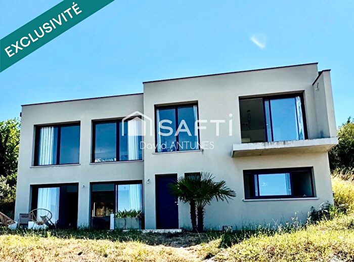 Maison 6 pièces à vendre à Follainville-Dennemont
