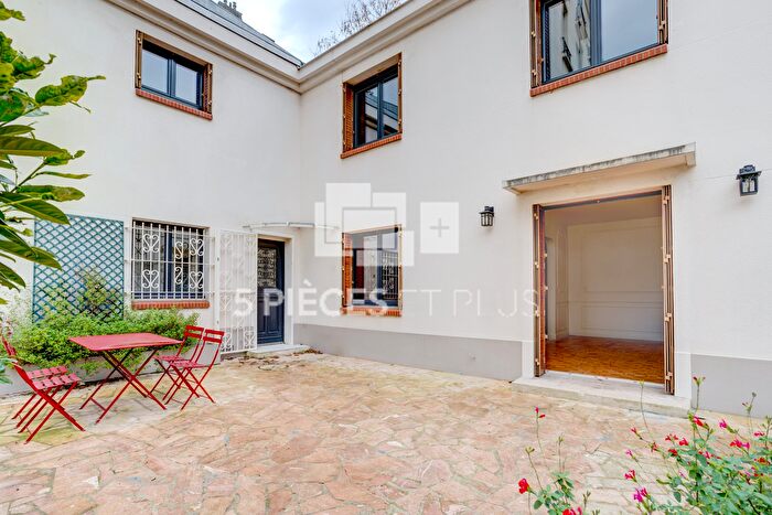 Maison à vendre - Neuilly-sur-Seine, Parc de Neuilly - 6 pièces - 3 chambres