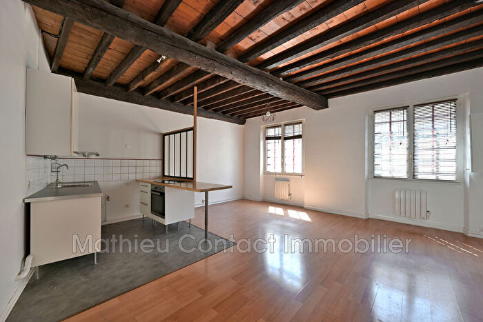 Appartement 2 pièces à Nîmes, Ecusson, Arènes, à vendre