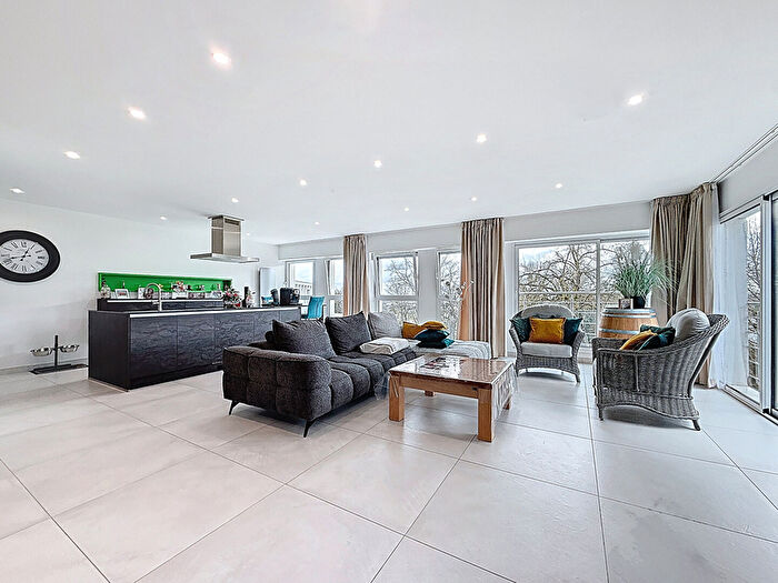 Appartement à vendre - Blois, Centre-ville - 4 pièces - 2 chambres