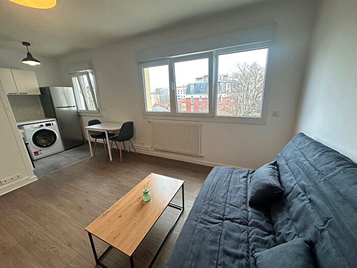 Appartement à louer - Colombes, Europe - 1 pièce