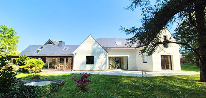 Maison 9 pièces à vendre à Fouesnant