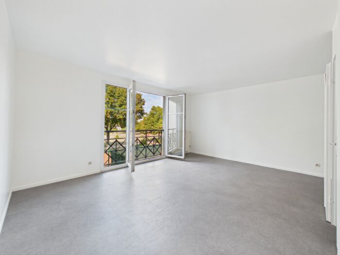 Maison 4 pièces à Achères, Chêne Feuillu, à vendre