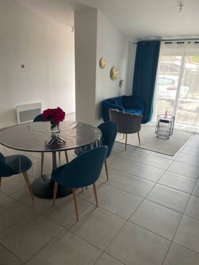 Toulenne : Maison 1 pièce à louer
