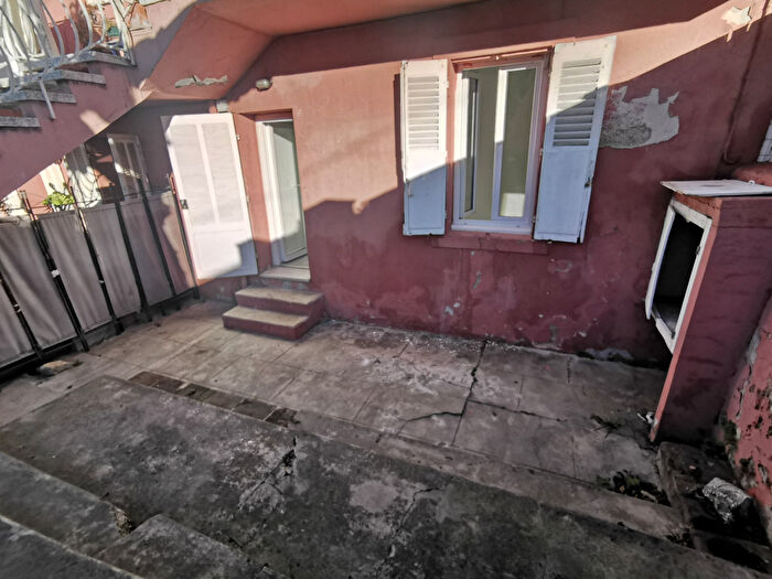 Appartement à louer - Toulon, Barbès - 1 pièce