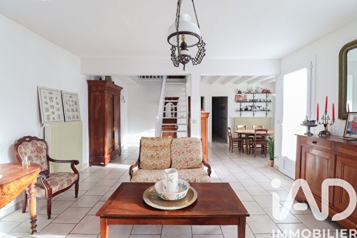 Maison à vendre - Pessac, Cap de Bos - 5 pièces - 4 chambres