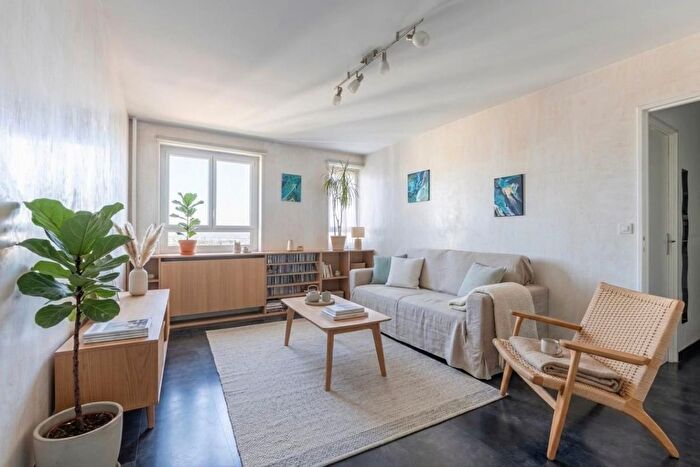 Paris 19ème, Mouzaia - Appartement 2 pièces à vendre