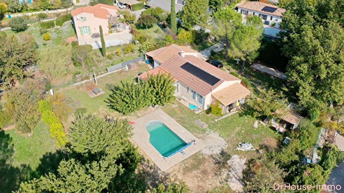 Garéoult - Maison 5 pièces à vendre