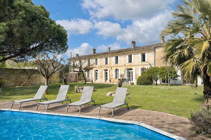 Maison 10 pièces à vendre à postalCode