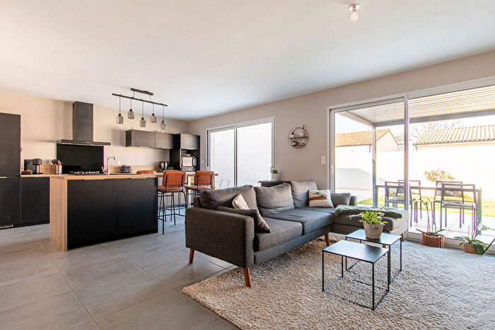 Maison à vendre - La Séguinière - 6 pièces - 4 chambres