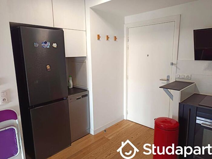 République, Suresnes - Appartement 1 pièce à louer