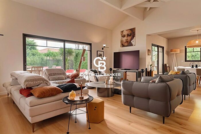 Maison à vendre - Andernos-les-Bains, Broustic, Avenue de Bordeaux, Capsus - 5 pièces - 4 chambres