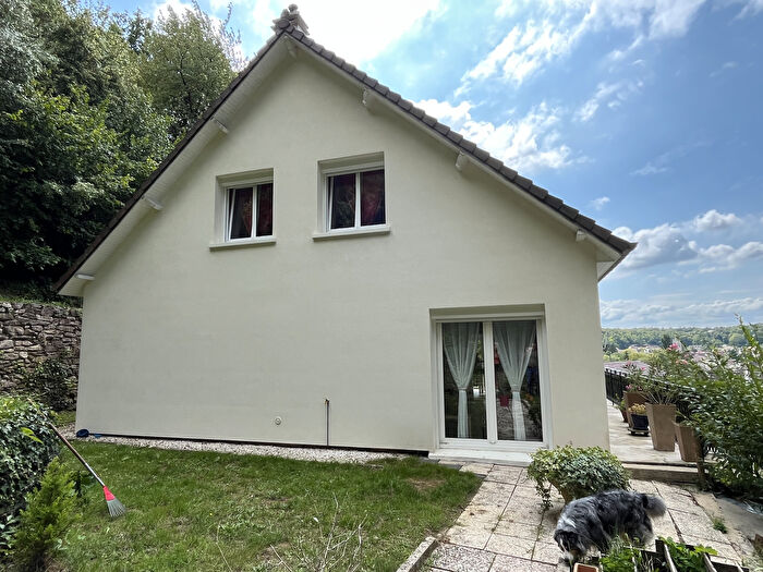 Maison à vendre - Verneuil-en-Halatte - 7 pièces - 4 chambres