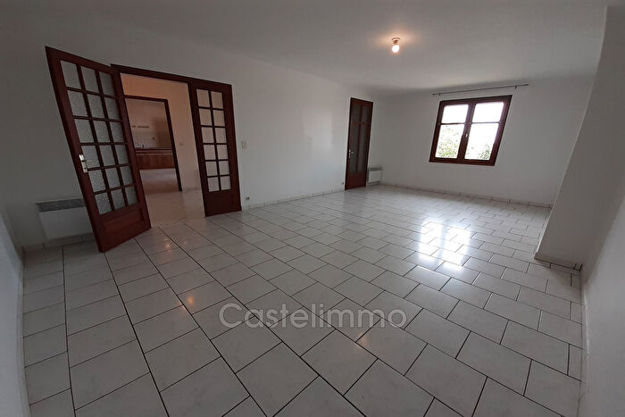 Lavit - Appartement 4 pièces à louer