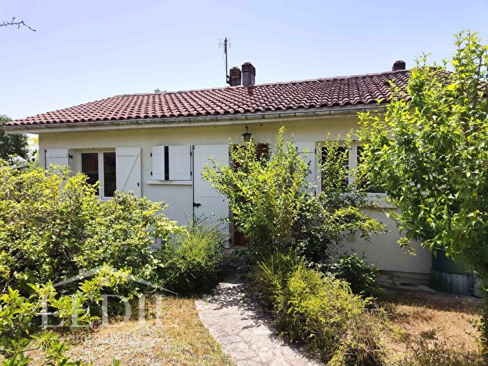 Saint-Pardoux-Isaac : Maison 3 pièces à vendre