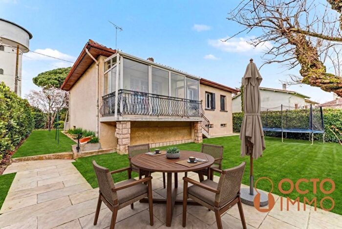 Maison à vendre - Lavit - 5 pièces - 4 chambres