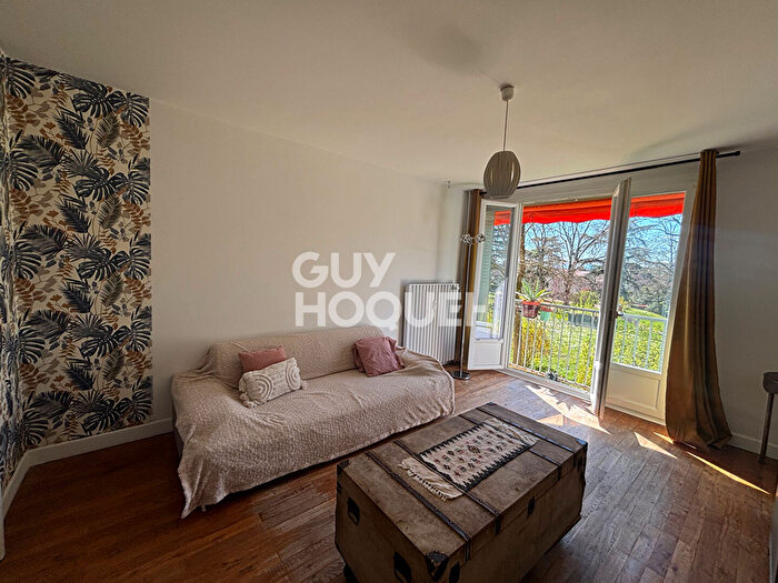 Appartement à vendre - Bron, Bron Piscine, Le Lessivas - 4 pièces - 3 chambres