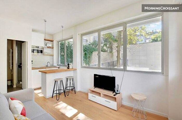 Appartement à louer - Porte Dauphine, Paris ème arrondissement - 1 pièce