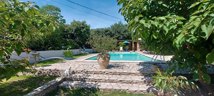 Nîmes, Camplanier, Cigale, Bois des Esprisses : Maison 5 pièces à vendre