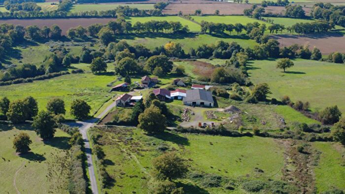 Maison à vendre - Pressac - 4 pièces - 2 chambres