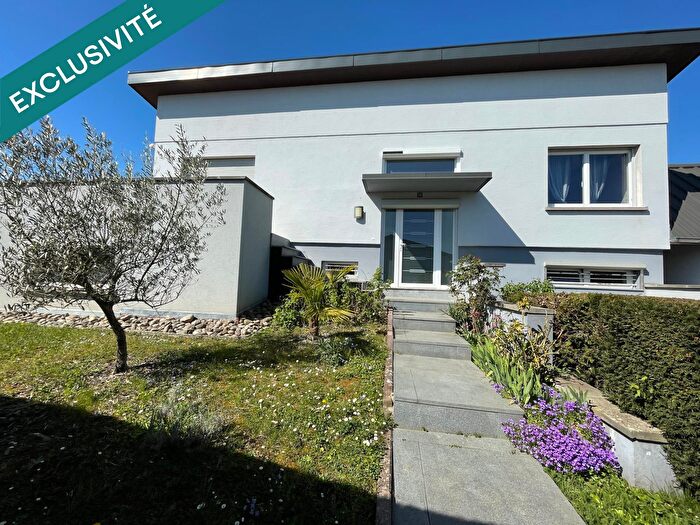 Maison à vendre - Ungersheim - 6 pièces - 4 chambres