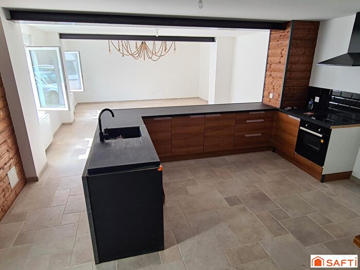 Appartement à vendre - Épinal, Champ du Pin - 5 pièces - 3 chambres