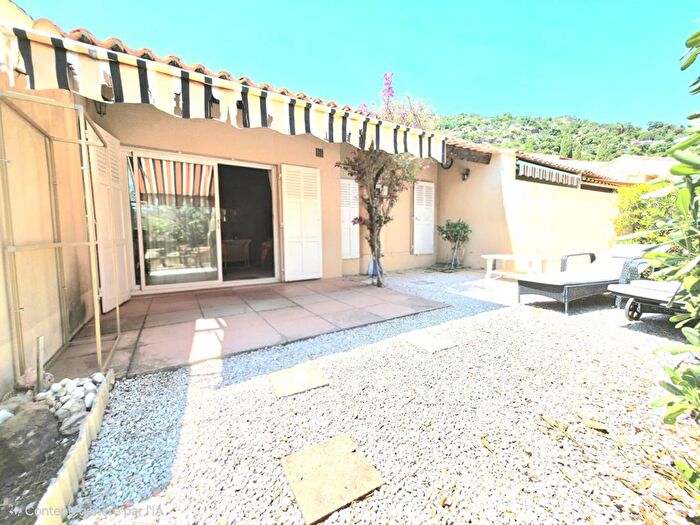 Le Lavandou, Cavalière, Layet, Pramousquier : Maison 2 pièces à vendre