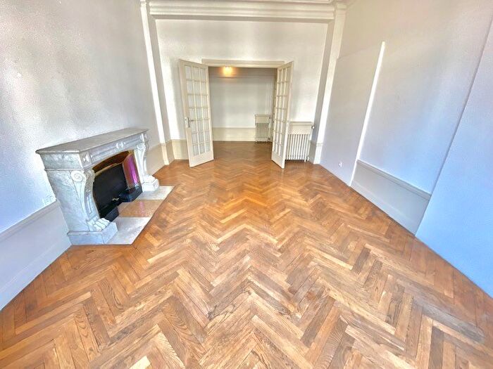 Appartement à louer - Lyon e , Les Brotteaux - 4 pièces - 2 chambres