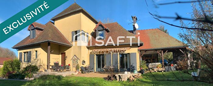 Maison à vendre - Champagnole - 10 pièces - 4 chambres