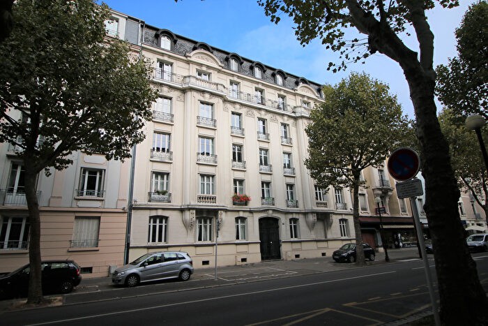 Appartement à louer - Metz, Nouvelle ville - 4 pièces - 2 chambres