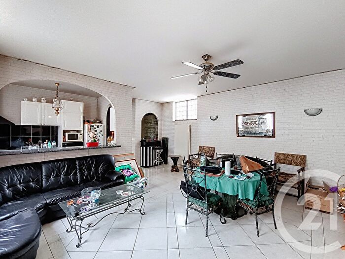 Appartement à vendre - Saint-Denis, Péri, Langevin, Stalingrad, Politzer - 4 pièces - 3 chambres