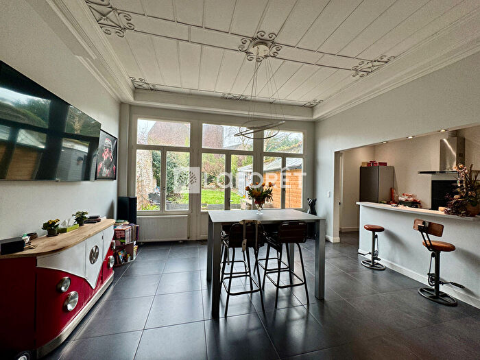 Maison à vendre - Douai, Centre-ville - 8 pièces - 5 chambres