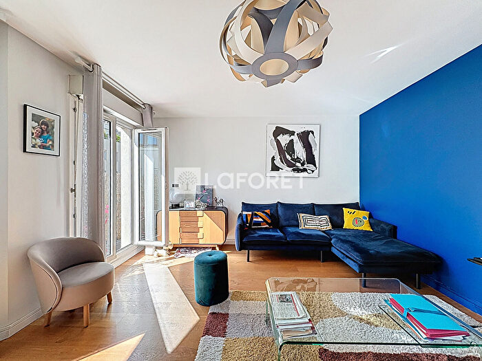 Appartement à vendre - Suresnes, Centre-ville - 4 pièces - 3 chambres